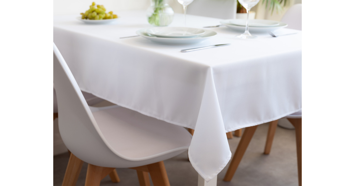 Ubrus Classic 120 × 200 cm – bílý | MKLuzkoviny.cz