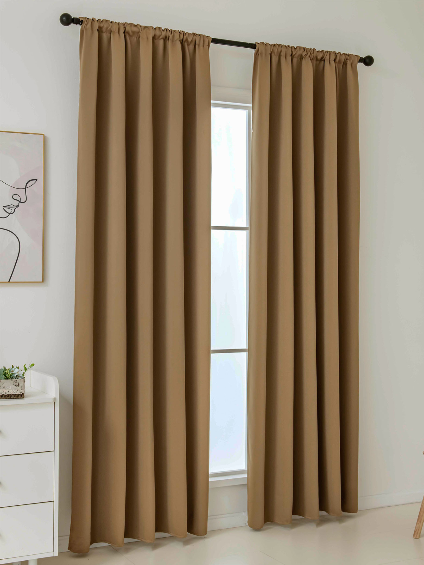 Blackout závěsy Elias hnědá – 140 × 180 cm (2 ks) - řasící stuha | MKLuzkoviny.cz